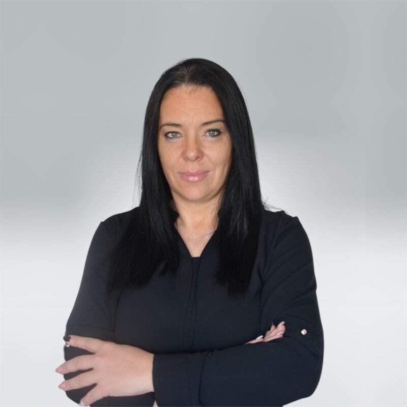 How to Find a Social Media Profile by Face? - Vxchnge