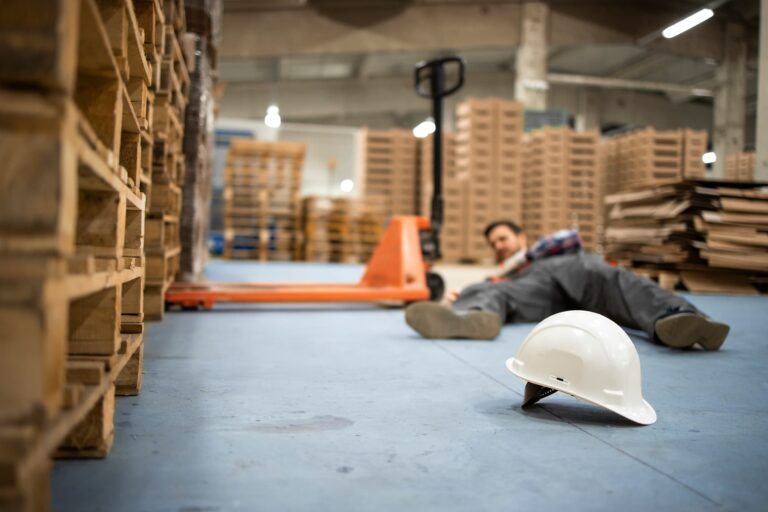 Staying Safe: How To Avoid Common Warehouse Hazards - Vxchnge